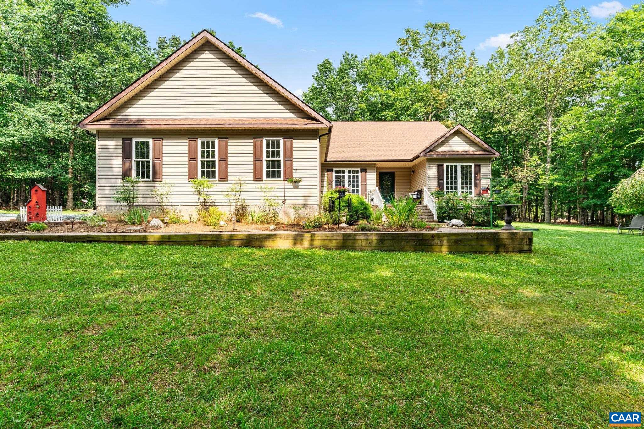 65 FOX CHASE LN PALMYRA From Charles