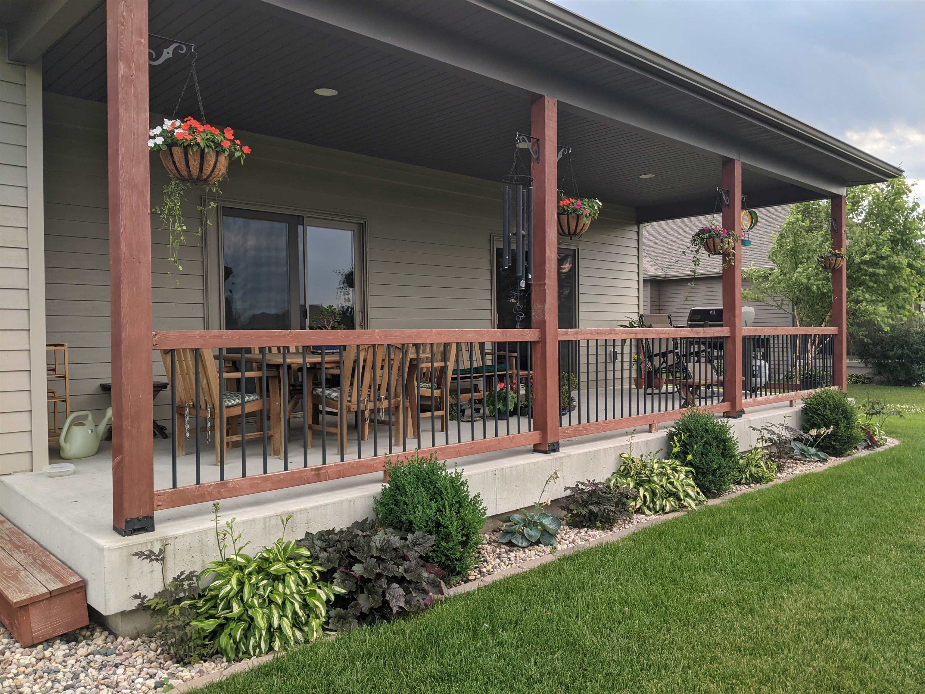 504 33rd Street, Milford, IA 51351 | MLS # 230138 | Price $415,000 | RE ...