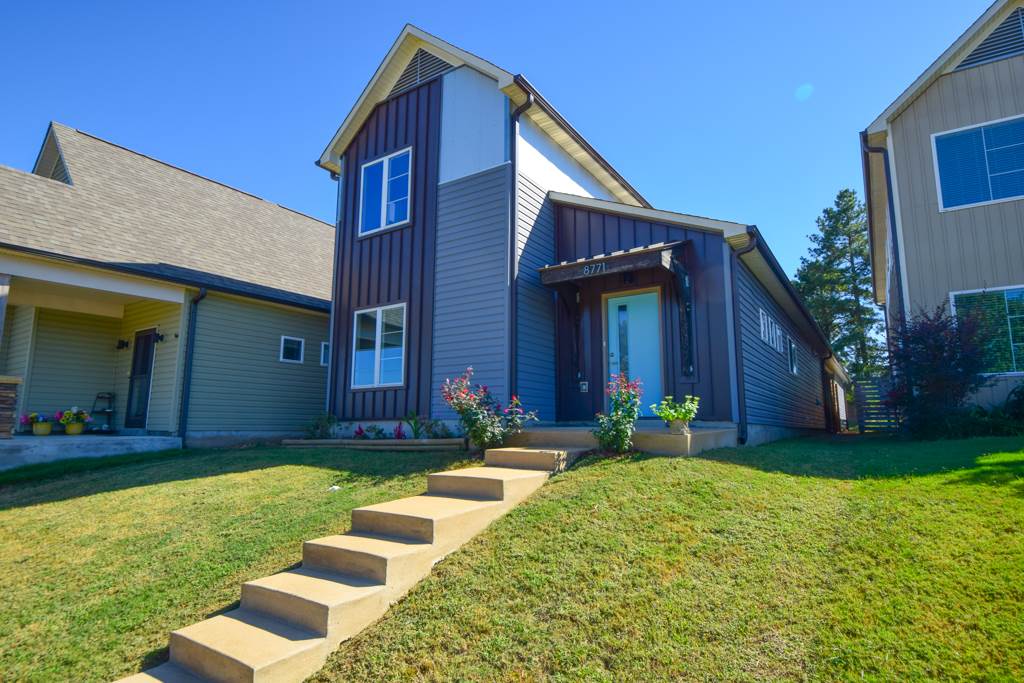 8771 Overcup Oaks Dr, Memphis, TN 38018