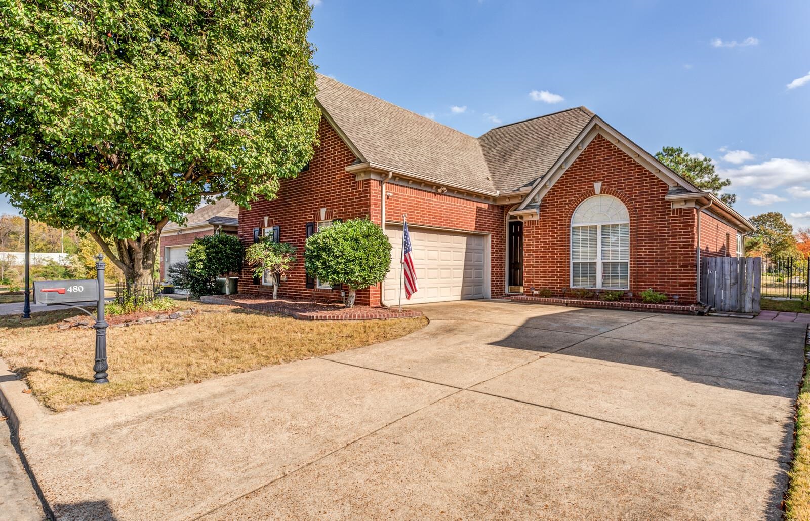 480 FOUNTAIN CREST CV, Memphis, TN 38120