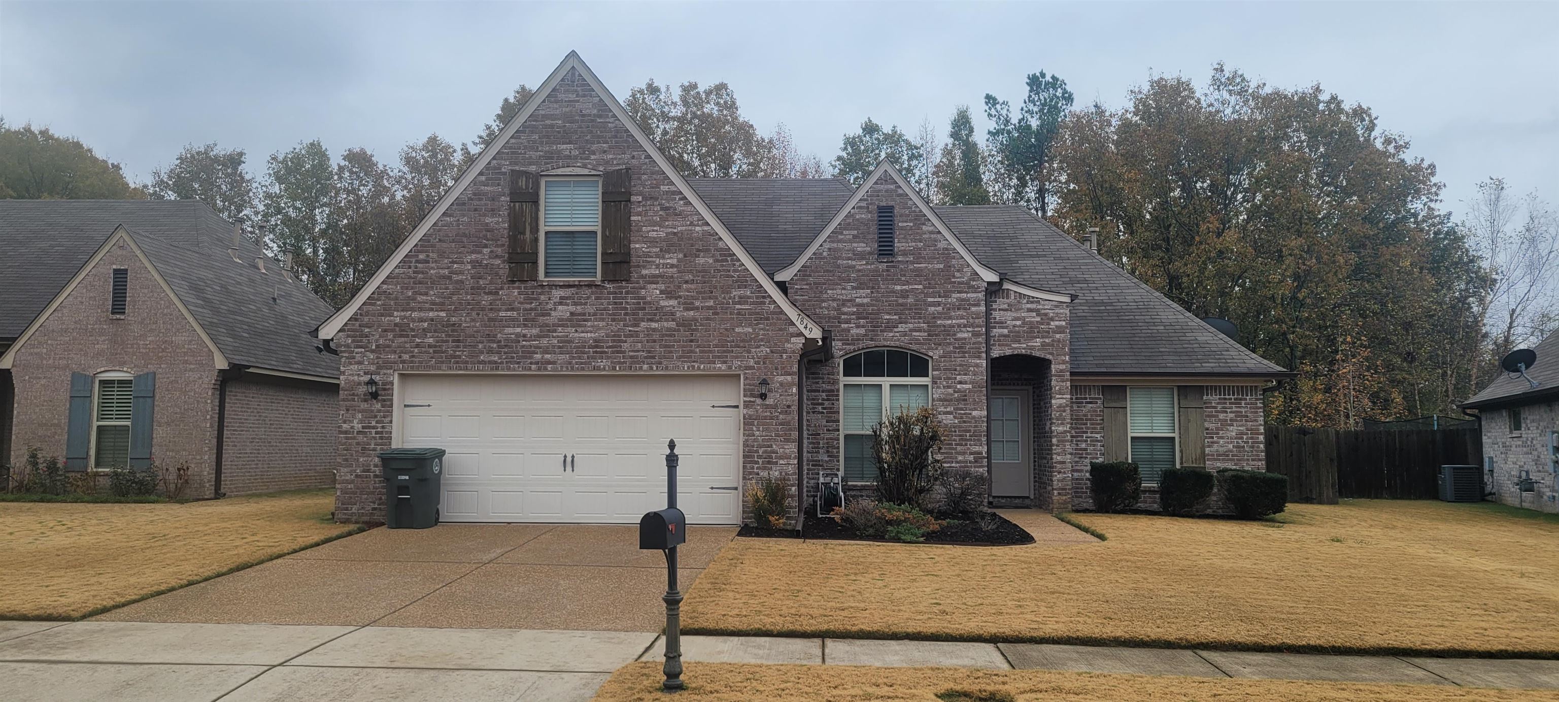 7849 Country Lake Dr, Bartlett, TN 38133
