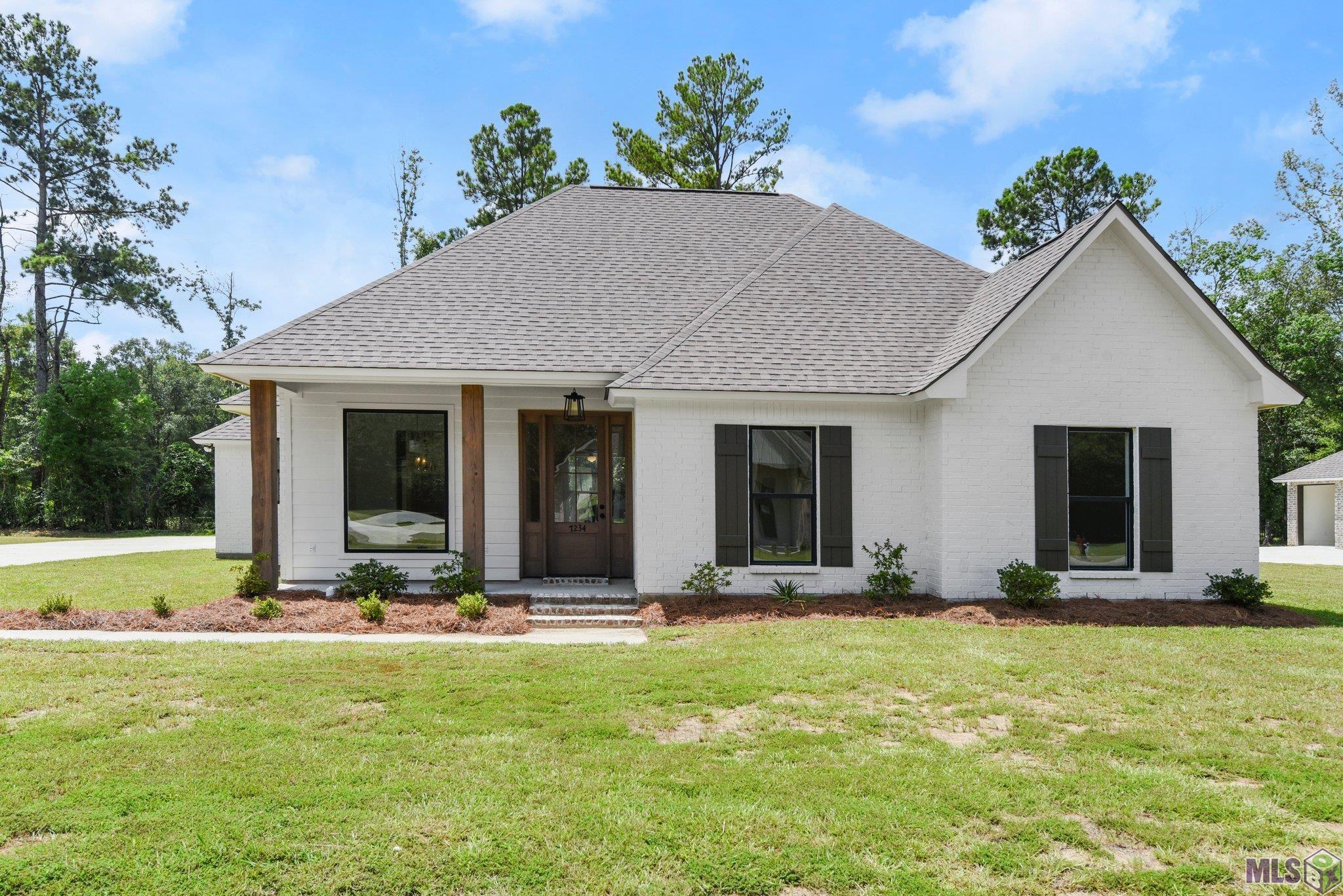 7234 Riverbank Drive, Denham Springs, LA 70706 - MLSBOX